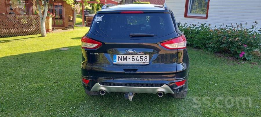 Melns Ford Kuga 2014 Aizkraukle, ar dzinēja tilpumu 2.00 L un nobraukumu 290 tūkst. km par 9950 €, foto 6 vietnē AUTOMOTO.COM.LV