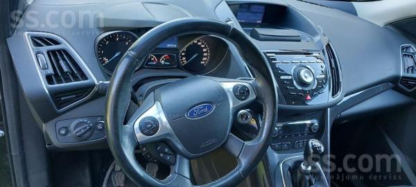 Melns Ford Kuga 2014 Aizkraukle, ar dzinēja tilpumu 2.00 L un nobraukumu 290 tūkst. km par 9950 €, foto 8 vietnē AUTOMOTO.COM.LV