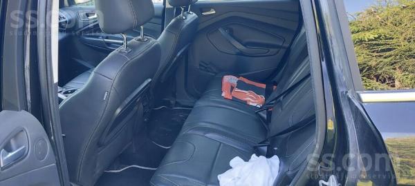 Melns Ford Kuga 2014 Aizkraukle, ar dzinēja tilpumu 2.00 L un nobraukumu 290 tūkst. km par 9950 €, foto 10 vietnē AUTOMOTO.COM.LV
