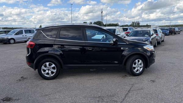Melns Ford Kuga 2009 Marijampole, ar dzinēja tilpumu 2.00 L un nobraukumu 264 tūkst. km par 5550 €, foto 2 vietnē AUTOMOTO.COM.LV