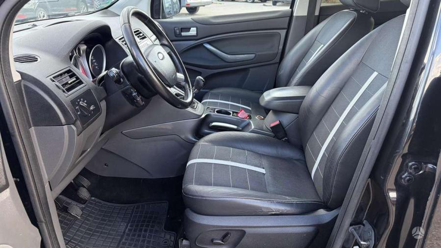 Melns Ford Kuga 2009 Marijampole, ar dzinēja tilpumu 2.00 L un nobraukumu 264 tūkst. km par 5550 €, foto 19 vietnē AUTOMOTO.COM.LV