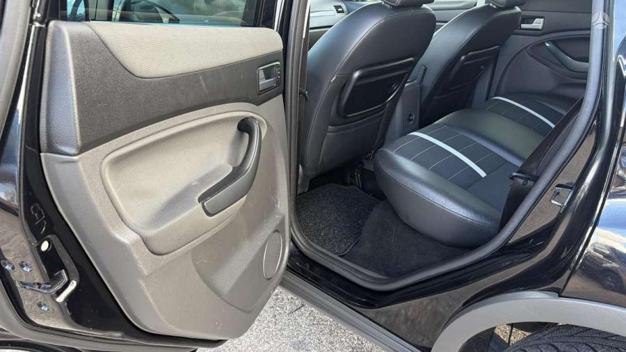 Melns Ford Kuga 2009 Marijampole, ar dzinēja tilpumu 2.00 L un nobraukumu 264 tūkst. km par 5550 €, foto 20 vietnē AUTOMOTO.COM.LV