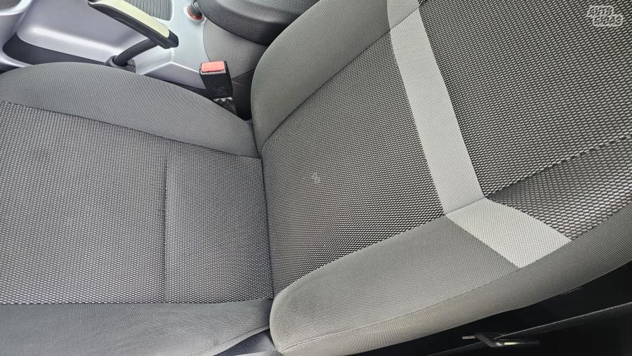 Melns Ford Kuga 2011 Kazlų Rūda, ar dzinēja tilpumu 2.00 L un nobraukumu 275 tūkst. km par 4900 €, foto 10 vietnē AUTOMOTO.COM.LV