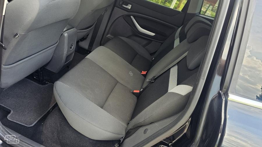 Melns Ford Kuga 2011 Kazlų Rūda, ar dzinēja tilpumu 2.00 L un nobraukumu 275 tūkst. km par 4900 €, foto 13 vietnē AUTOMOTO.COM.LV