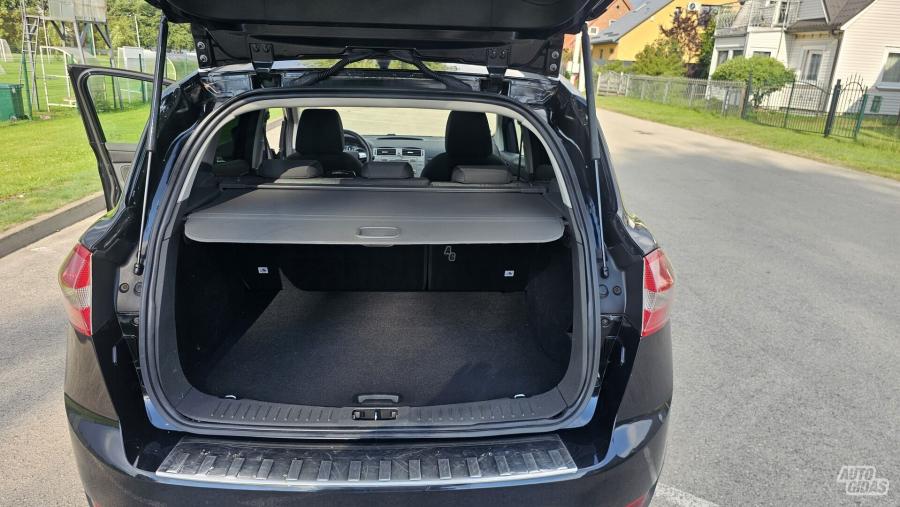Melns Ford Kuga 2011 Kazlų Rūda, ar dzinēja tilpumu 2.00 L un nobraukumu 275 tūkst. km par 4900 €, foto 16 vietnē AUTOMOTO.COM.LV