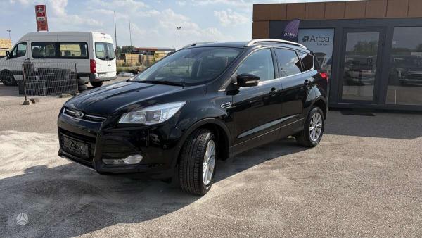 Black Ford Kuga 2015 in Marijampole, with an engine capacity of 1.50 L and mileage of 48 thousand km for 8999 €, photo 6 on AUTOMOTO.COM.LV