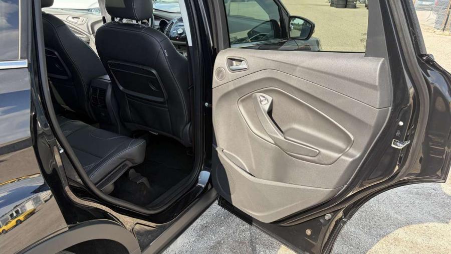 Melns Ford Kuga 2015 Marijampole, ar dzinēja tilpumu 1.50 L un nobraukumu 48 tūkst. km par 8999 €, foto 29 vietnē AUTOMOTO.COM.LV