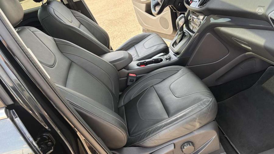 Melns Ford Kuga 2015 Marijampole, ar dzinēja tilpumu 1.50 L un nobraukumu 48 tūkst. km par 8999 €, foto 34 vietnē AUTOMOTO.COM.LV
