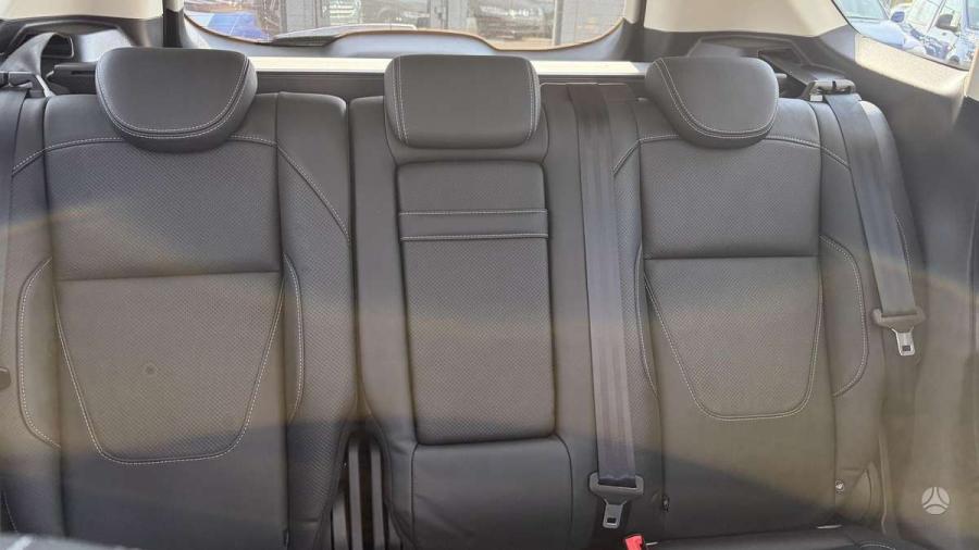 Melns Ford Kuga 2015 Marijampole, ar dzinēja tilpumu 1.50 L un nobraukumu 48 tūkst. km par 8999 €, foto 35 vietnē AUTOMOTO.COM.LV
