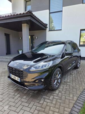 Black Ford Kuga 2023 in Vilnius, with an engine capacity of 2.50 L and mileage of 280 thousand km for 8850 €, photo  on AUTOMOTO.COM.LV