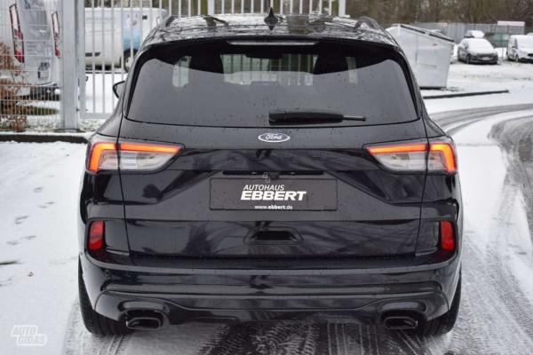 Black Ford Kuga 2022 in Kaunas, with an engine capacity of 2.50 L and mileage of 36 thousand km for 31619 €, photo 4 on AUTOMOTO.COM.LV