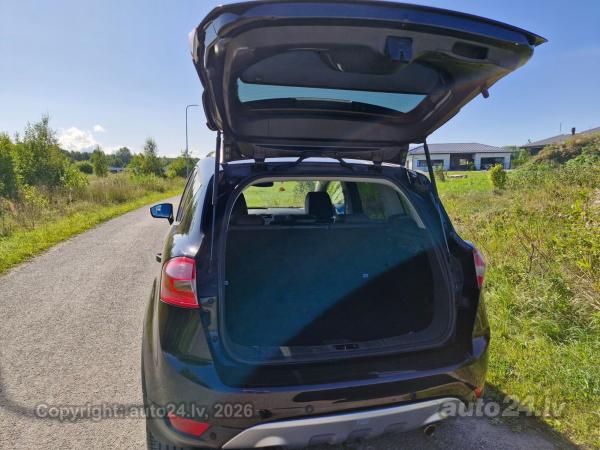 Black Ford Kuga 2009 in Tallinn, with an engine capacity of 2.00 L and mileage of 285 thousand km for 4800 €, photo 9 on AUTOMOTO.COM.LV