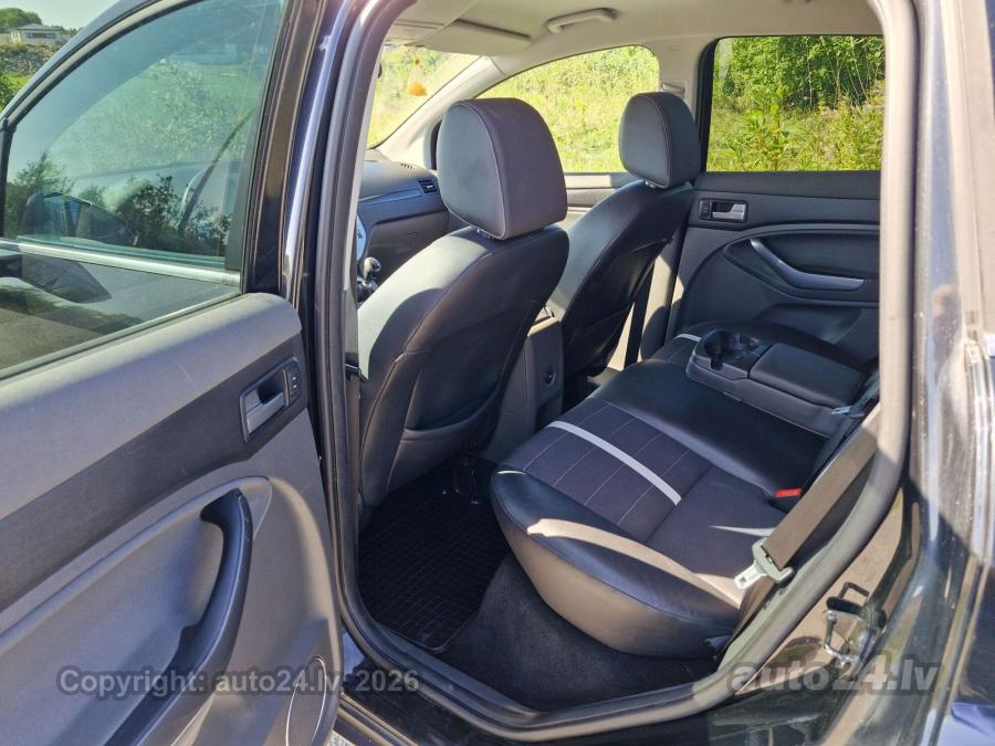 Black Ford Kuga 2009 in Tallinn, with an engine capacity of 2.00 L and mileage of 285 thousand km for 4800 €, photo 13 on AUTOMOTO.COM.LV