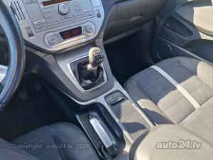 Black Ford Kuga 2009 in Tallinn, with an engine capacity of 2.00 L and mileage of 285 thousand km for 4800 €, photo 15 on AUTOMOTO.COM.LV