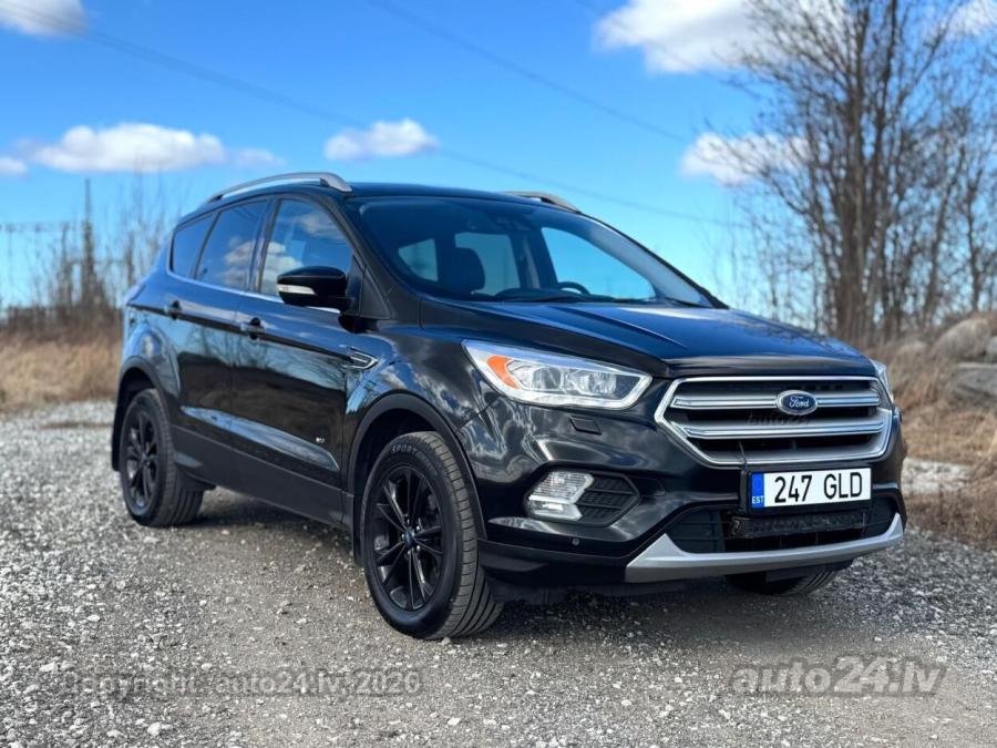 Melns Ford Kuga 2017 Tallina, ar dzinēja tilpumu 2.00 L un nobraukumu 338 tūkst. km par 9494 €, foto 1 vietnē AUTOMOTO.COM.LV