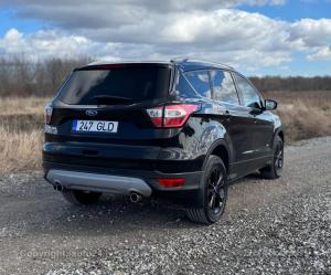 Melns Ford Kuga 2017 Tallina, ar dzinēja tilpumu 2.00 L un nobraukumu 338 tūkst. km par 9494 €, foto 3 vietnē AUTOMOTO.COM.LV