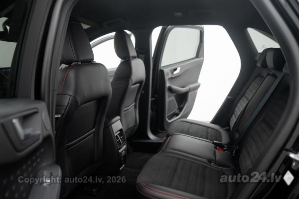 Ford Kuga 2020 Tallina vietnē Melns Ford Kuga 2020 Tallina, ar dzinēja tilpumu 2.00 L un nobraukumu 190 tūkst. km par 15999 €, foto 10 vietnē AUTOMOTO.COM.LV