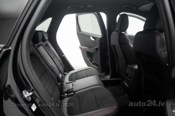 Ford Kuga 2020 Tallina vietnē Melns Ford Kuga 2020 Tallina, ar dzinēja tilpumu 2.00 L un nobraukumu 190 tūkst. km par 15999 €, foto 11 vietnē AUTOMOTO.COM.LV