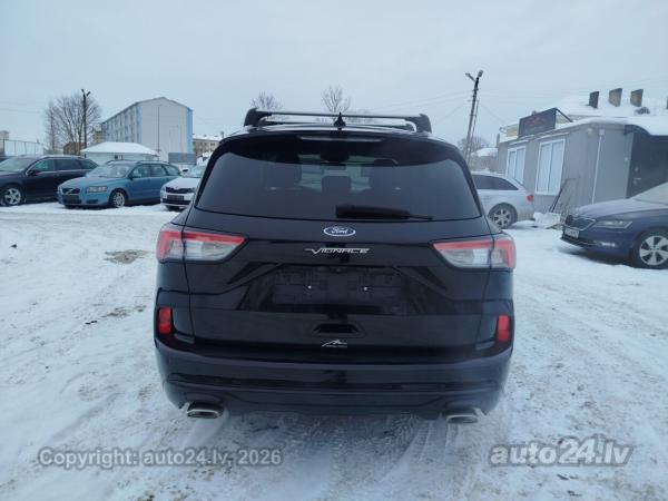 Melns Ford Kuga 2021 Rakvere, ar dzinēja tilpumu 2.50 L un nobraukumu 185 tūkst. km par 18400 €, foto 11 vietnē AUTOMOTO.COM.LV