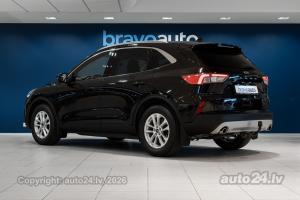 Melns Ford Kuga 2021 Tallina, ar dzinēja tilpumu 1.50 L un nobraukumu 72 tūkst. km par 20900 €, foto 5 vietnē AUTOMOTO.COM.LV