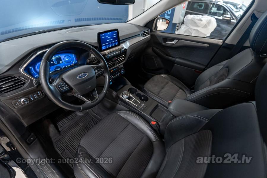 Melns Ford Kuga 2021 Tallina, ar dzinēja tilpumu 1.50 L un nobraukumu 72 tūkst. km par 20900 €, foto 7 vietnē AUTOMOTO.COM.LV