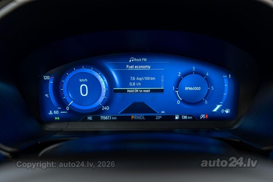 Melns Ford Kuga 2021 Tallina, ar dzinēja tilpumu 1.50 L un nobraukumu 72 tūkst. km par 20900 €, foto 11 vietnē AUTOMOTO.COM.LV