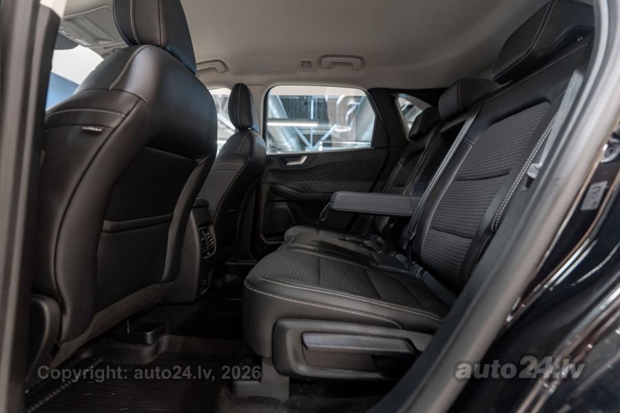 Melns Ford Kuga 2021 Tallina, ar dzinēja tilpumu 1.50 L un nobraukumu 72 tūkst. km par 20900 €, foto 17 vietnē AUTOMOTO.COM.LV