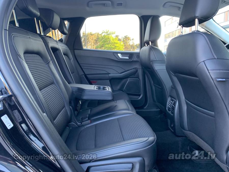 Black Ford Kuga 2022 in Tallinn, with an engine capacity of 1.50 L and mileage of 147 thousand km for 15900 €, photo 12 on AUTOMOTO.COM.LV