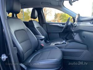Black Ford Kuga 2022 in Tallinn, with an engine capacity of 1.50 L and mileage of 147 thousand km for 15900 €, photo 14 on AUTOMOTO.COM.LV