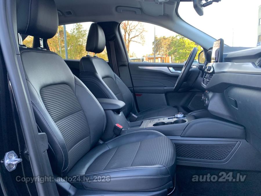 Black Ford Kuga 2022 in Tallinn, with an engine capacity of 1.50 L and mileage of 147 thousand km for 15900 €, photo 14 on AUTOMOTO.COM.LV