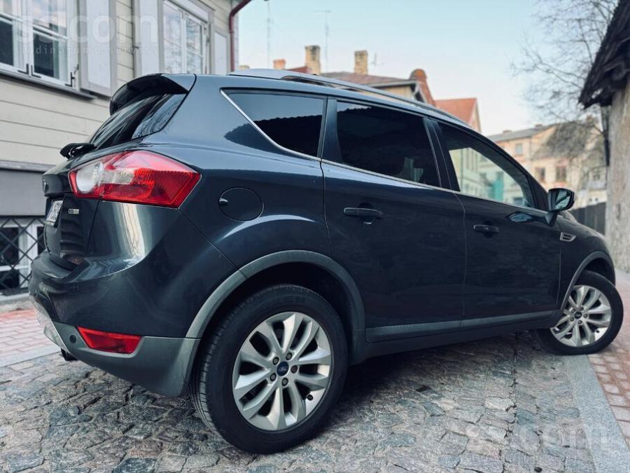 Zils Ford Kuga 2008 Cēsis, ar dzinēja tilpumu 2.00 L un nobraukumu 0 tūkst. km par 5750 €, foto 7 vietnē AUTOMOTO.COM.LV