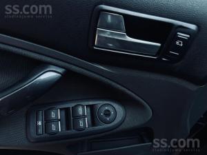 Zils Ford Kuga 2008 Cēsis, ar dzinēja tilpumu 2.00 L un nobraukumu 0 tūkst. km par 5750 €, foto 21 vietnē AUTOMOTO.COM.LV