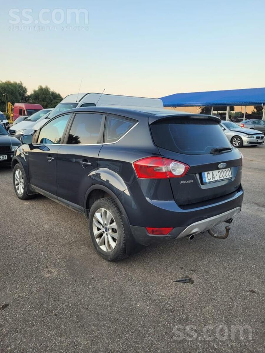 Blue Ford Kuga 2008 in Riga, with an engine capacity of 2.00 L and mileage of 355 thousand km for 3300 €, photo 3 on AUTOMOTO.COM.LV
