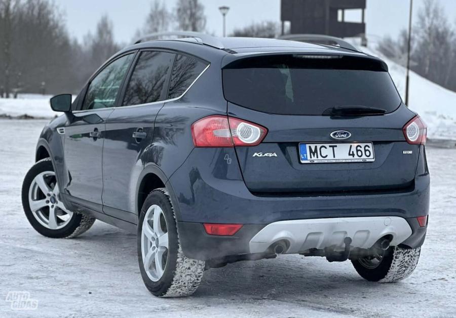 Blue Ford Kuga 2009 in Radviliskis, with an engine capacity of 2.00 L and mileage of 260 thousand km for 4750 €, photo 8 on AUTOMOTO.COM.LV