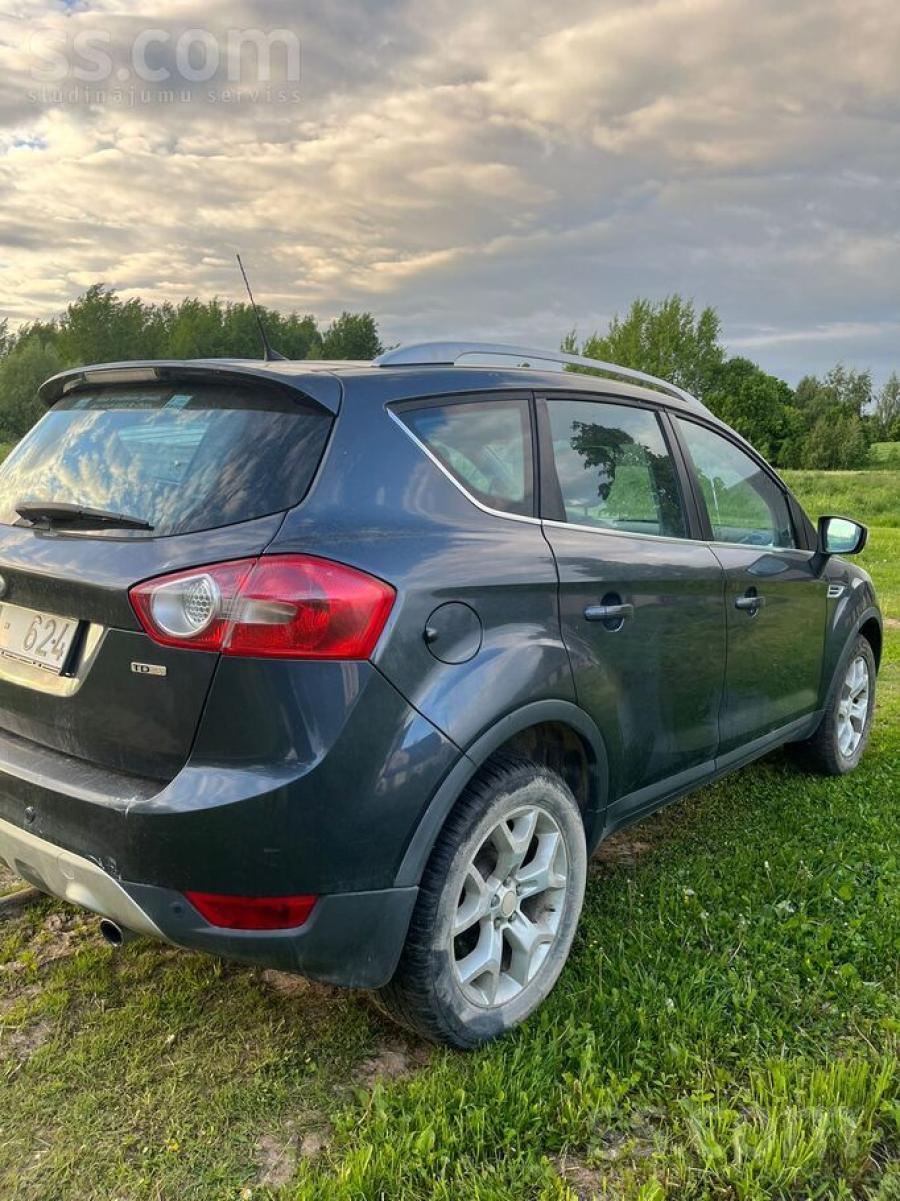 Blue Ford Kuga 2009 in Jekabpils, with an engine capacity of 2.00 L and mileage of 286 thousand km for 4500 €, photo 3 on AUTOMOTO.COM.LV