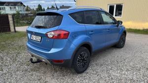 Zils Ford Kuga 2009 Rēzekne, ar dzinēja tilpumu 2.00 L un nobraukumu 252 tūkst. km par 4650 €, foto 5 vietnē AUTOMOTO.COM.LV