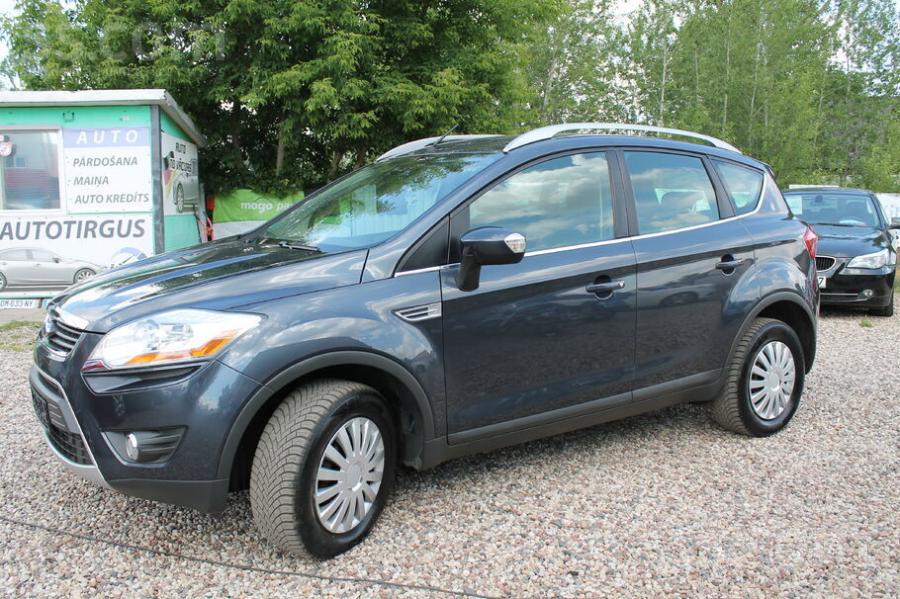 Blue Ford Kuga 2009 in Daugavpils, with an engine capacity of 2.00 L and mileage of 275 thousand km for 5590 €, photo 4 on AUTOMOTO.COM.LV