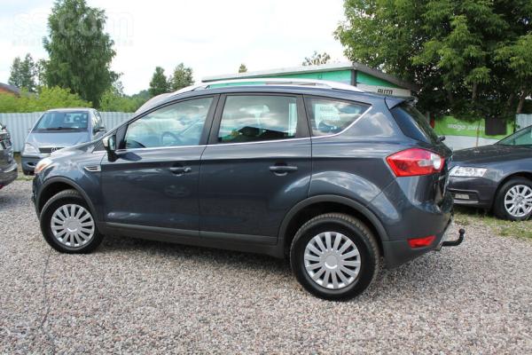 Blue Ford Kuga 2009 in Daugavpils, with an engine capacity of 2.00 L and mileage of 275 thousand km for 5590 €, photo 4 on AUTOMOTO.COM.LV