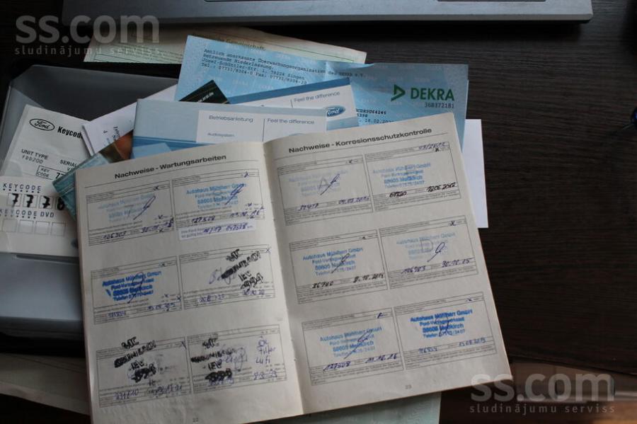 Blue Ford Kuga 2009 in Daugavpils, with an engine capacity of 2.00 L and mileage of 275 thousand km for 5590 €, photo 31 on AUTOMOTO.COM.LV