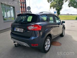 Blue Ford Kuga 2009 in Daugavpils, with an engine capacity of 2.00 L and mileage of 0 thousand km for 5250 €, photo 6 on AUTOMOTO.COM.LV