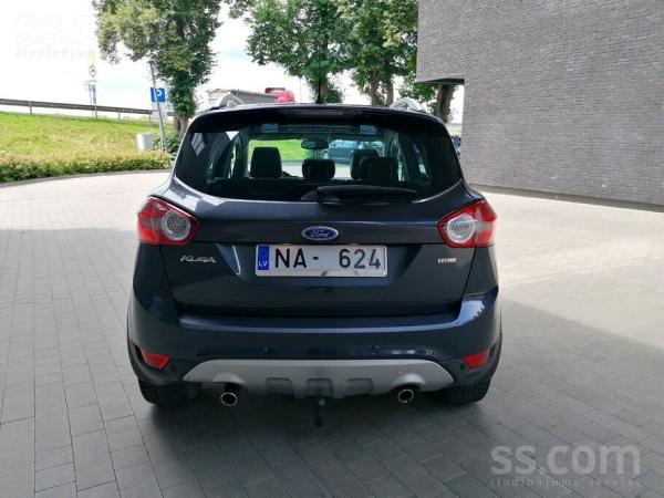 Blue Ford Kuga 2009 in Daugavpils, with an engine capacity of 2.00 L and mileage of 0 thousand km for 5250 €, photo 6 on AUTOMOTO.COM.LV