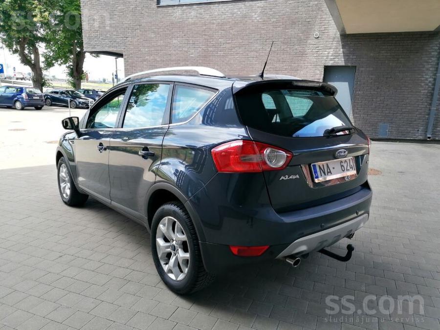 Blue Ford Kuga 2009 in Daugavpils, with an engine capacity of 2.00 L and mileage of 0 thousand km for 5250 €, photo 8 on AUTOMOTO.COM.LV