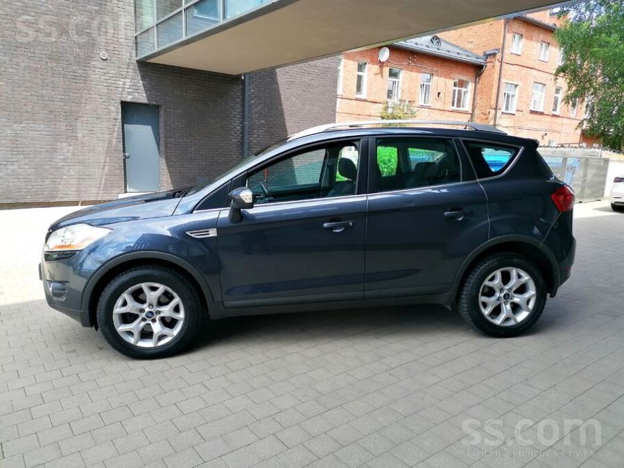 Blue Ford Kuga 2009 in Daugavpils, with an engine capacity of 2.00 L and mileage of 0 thousand km for 5250 €, photo 10 on AUTOMOTO.COM.LV