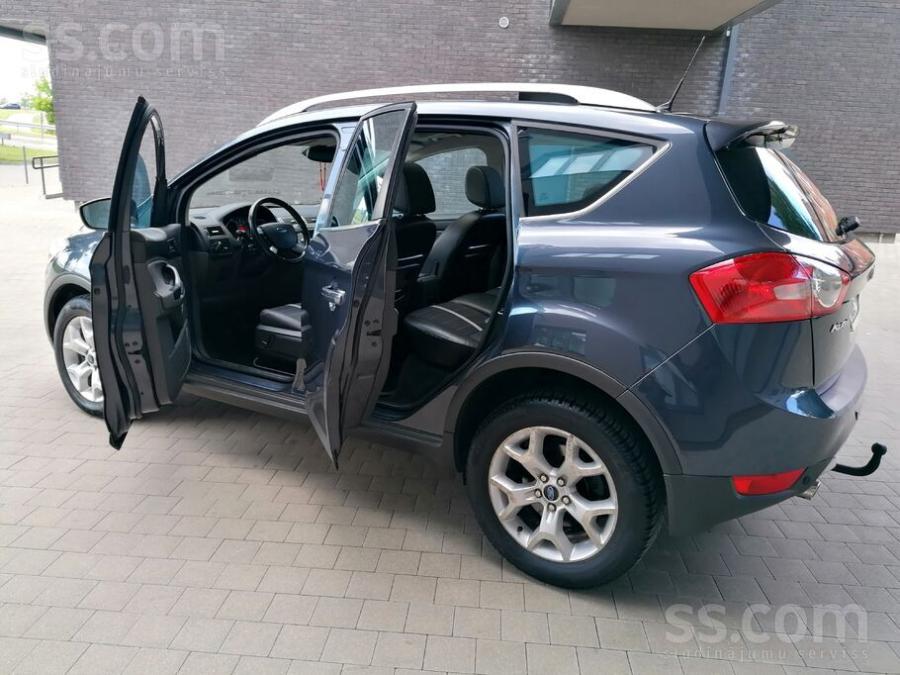 Blue Ford Kuga 2009 in Daugavpils, with an engine capacity of 2.00 L and mileage of 0 thousand km for 5250 €, photo 14 on AUTOMOTO.COM.LV