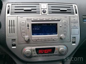 Blue Ford Kuga 2009 in Daugavpils, with an engine capacity of 2.00 L and mileage of 0 thousand km for 5250 €, photo 26 on AUTOMOTO.COM.LV
