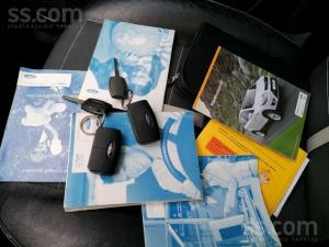 Blue Ford Kuga 2009 in Daugavpils, with an engine capacity of 2.00 L and mileage of 0 thousand km for 5250 €, photo 34 on AUTOMOTO.COM.LV