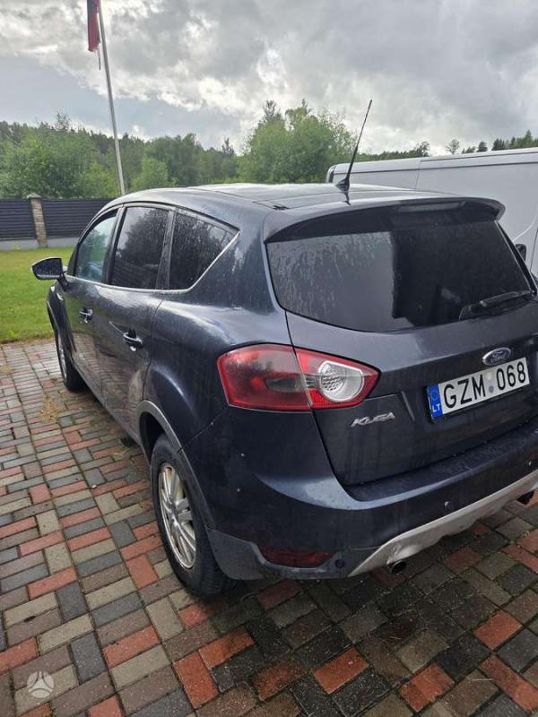Blue Ford Kuga 2009 in Kazlu Ruda, with an engine capacity of 2.00 L and mileage of 240 thousand km for 2700 €, photo 3 on AUTOMOTO.COM.LV