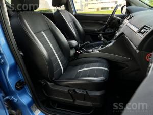 Zils Ford Kuga 2009 Cēsis, ar dzinēja tilpumu 2.00 L un nobraukumu 259 tūkst. km par 4600 €, foto 11 vietnē AUTOMOTO.COM.LV