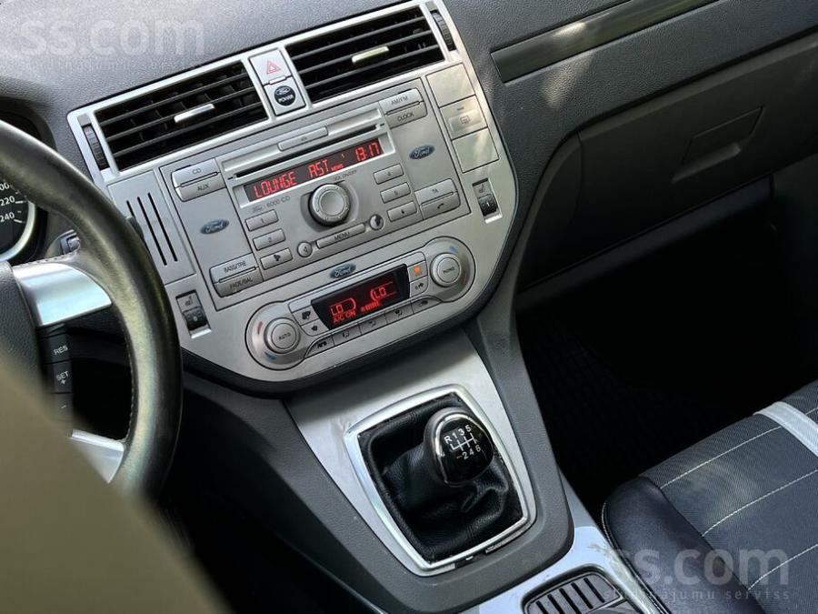 Zils Ford Kuga 2009 Cēsis, ar dzinēja tilpumu 2.00 L un nobraukumu 259 tūkst. km par 4600 €, foto 12 vietnē AUTOMOTO.COM.LV