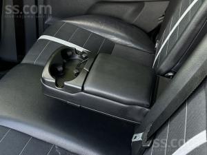 Zils Ford Kuga 2009 Cēsis, ar dzinēja tilpumu 2.00 L un nobraukumu 259 tūkst. km par 4600 €, foto 16 vietnē AUTOMOTO.COM.LV